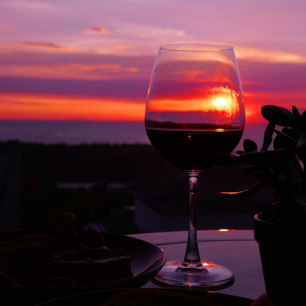 manila-sunset - Contented Traveller