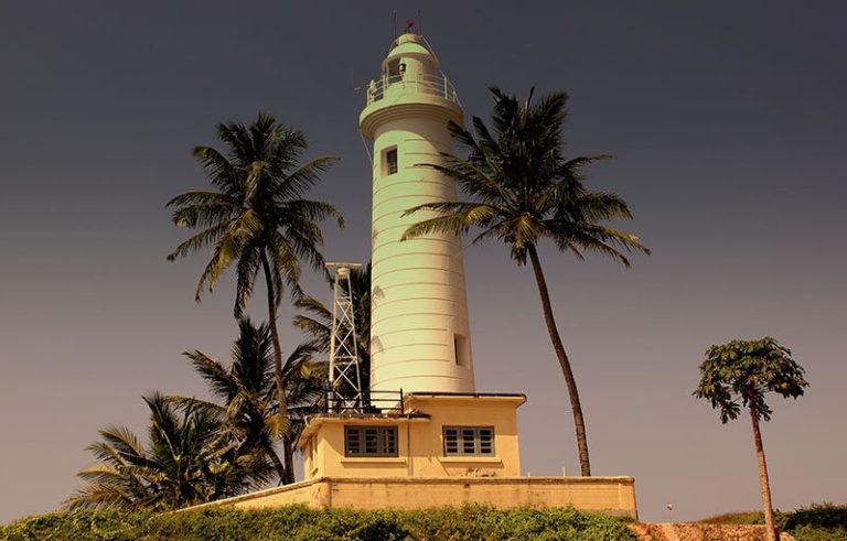 30 of the Best Lighthouses in the World - Contented Traveller